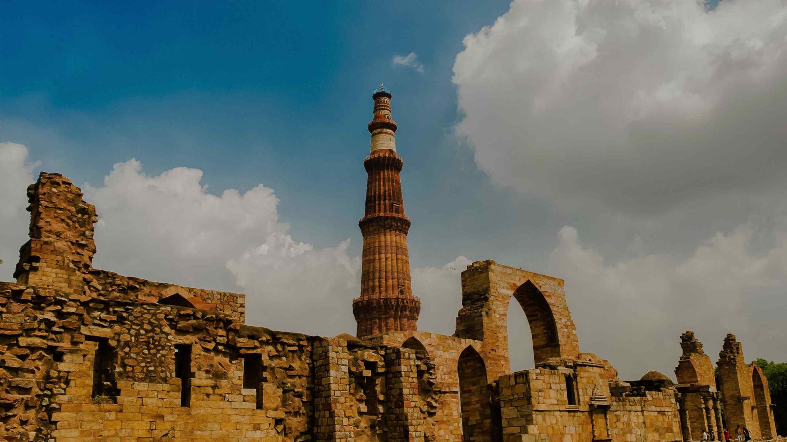 The ‘Other’ Qutub - Storytrails